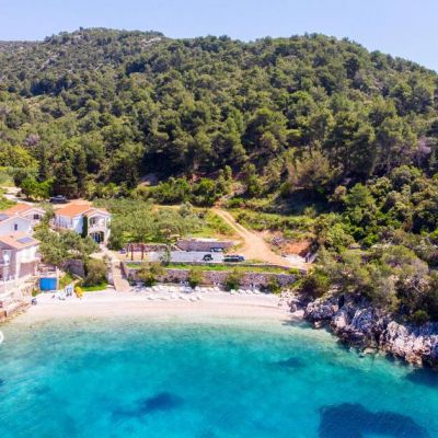 Lost beach 🏖️ Jedra, Neresi, Hırvatistan - detaylı özellikler, harita ...