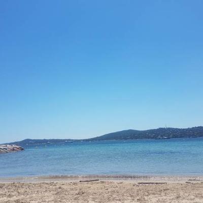 Beach les Tamaris 🏖️ Var, Fransa - detaylı özellikler, harita, fotoğraflar