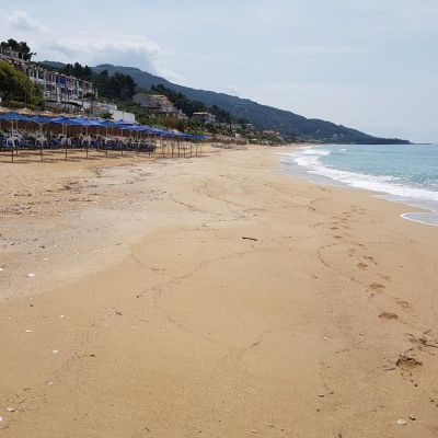 loutsas beach 🏖️ Paralia Loutsas, Epirus, Yunanistan - detaylı ...