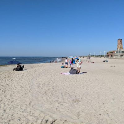 Jacob Riis Park Beach 🏖️ Inwood, New York, Amerika Birleşik Devletleri ...